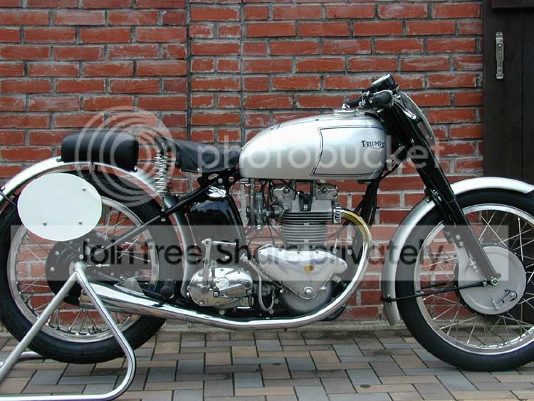 Triumph Square Barrel Pic Thread | Jockey Journal Forum