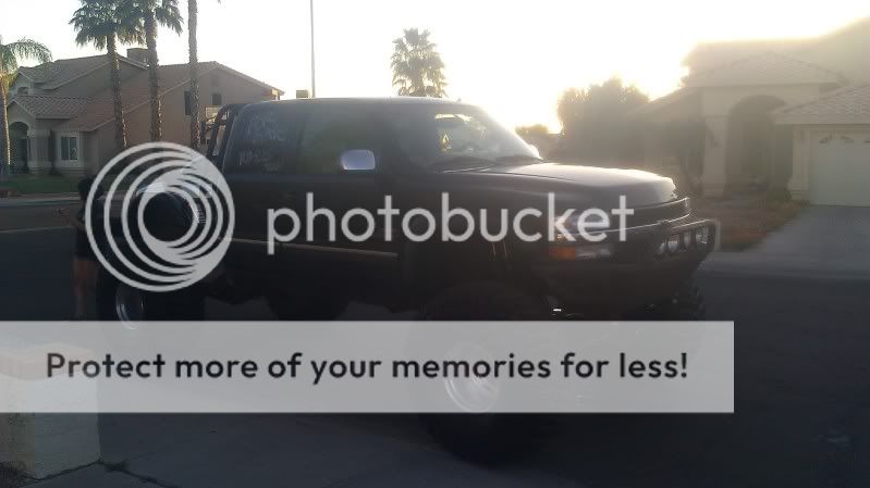 2002 Chevy 2500HD Duramax SAS Dana 80 on 46" Baja Claws | Pirate 4x4